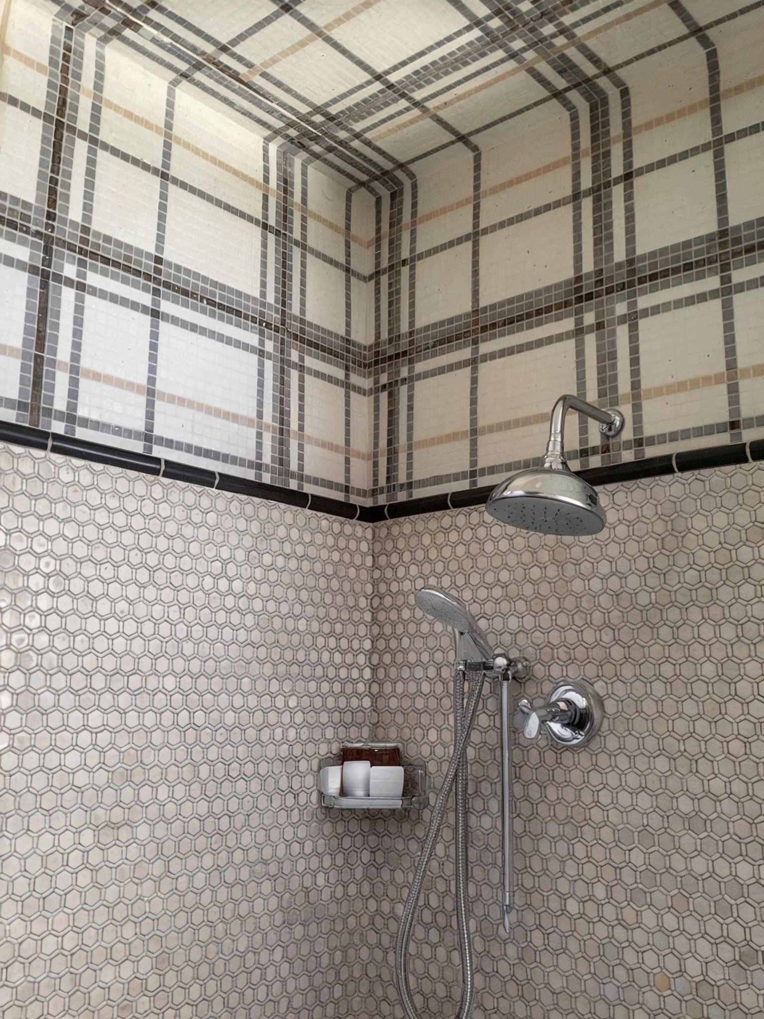 24 Fun and Creative Kids Bathroom Tile Ideas for 2026 - WholesomeCorner